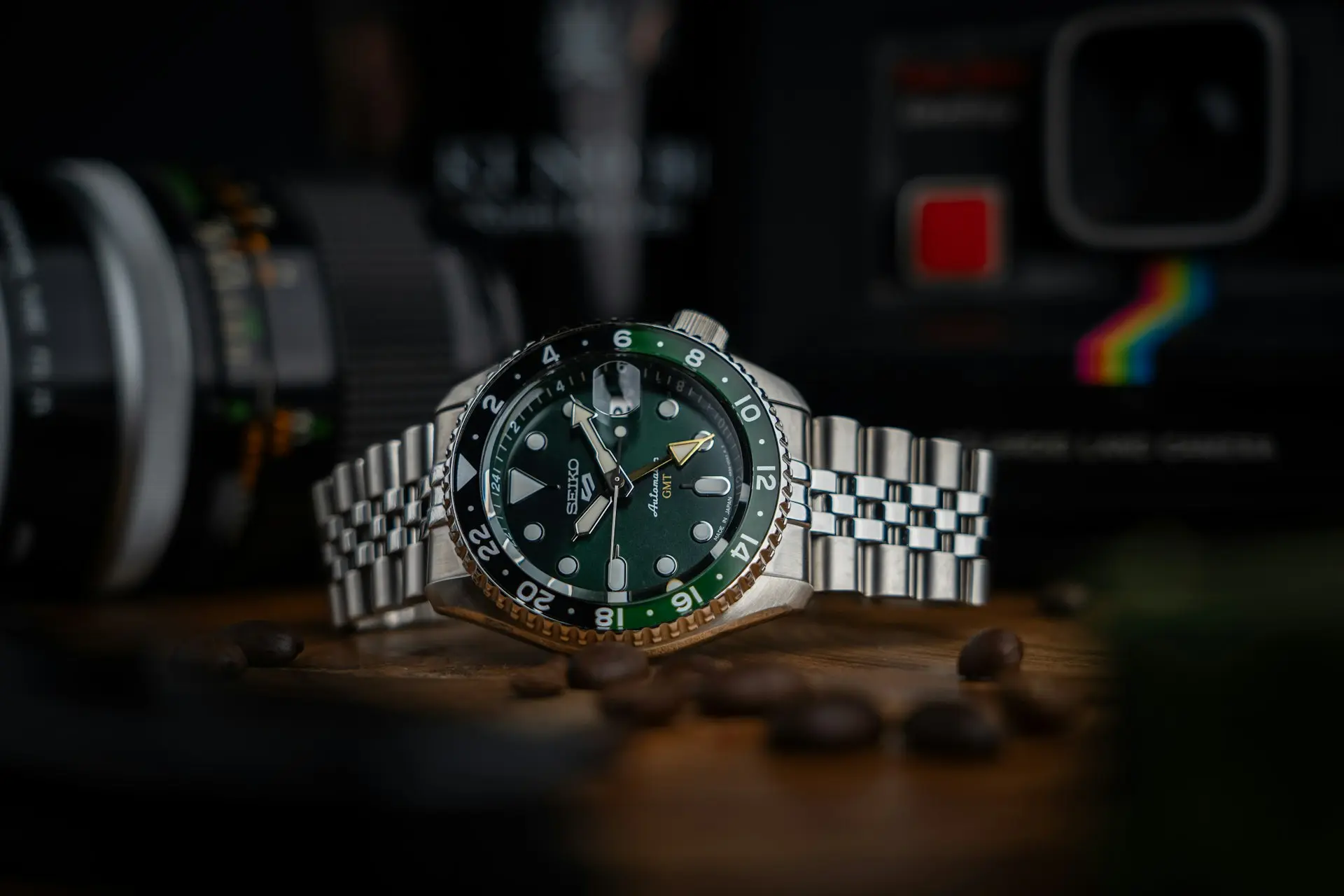 The Ultimate GMT Watch Guide: What You Need to Know Today